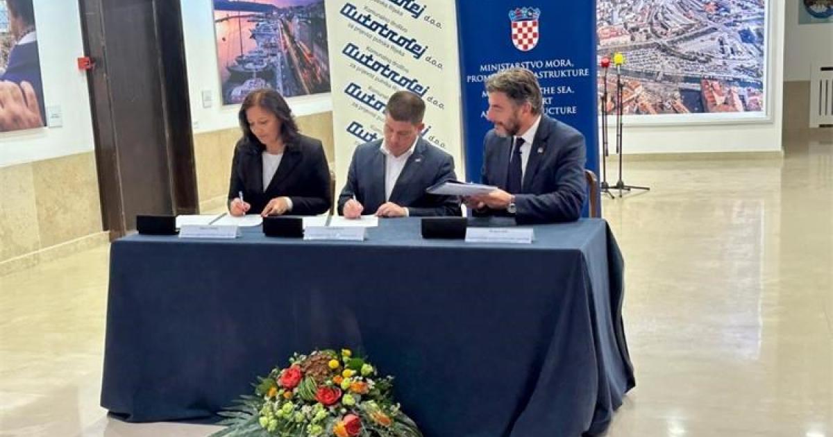 Electrification of public bus passenger transport KD Autotrolej ...